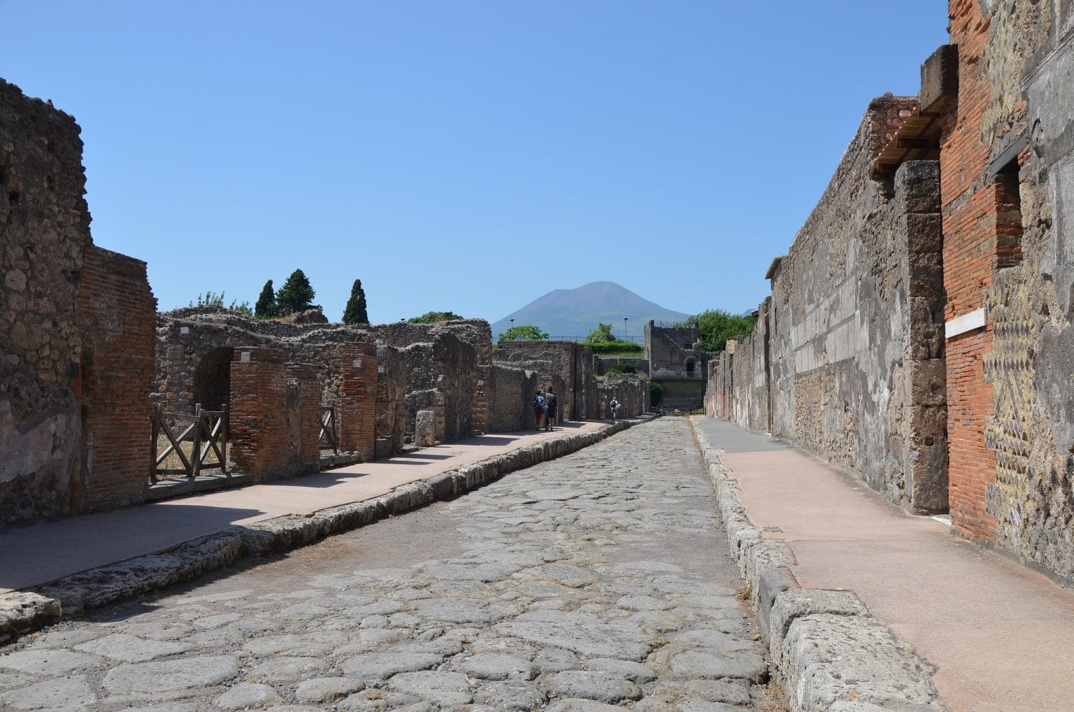 Why Are the Early Middle Ages Called the Dark Ages?