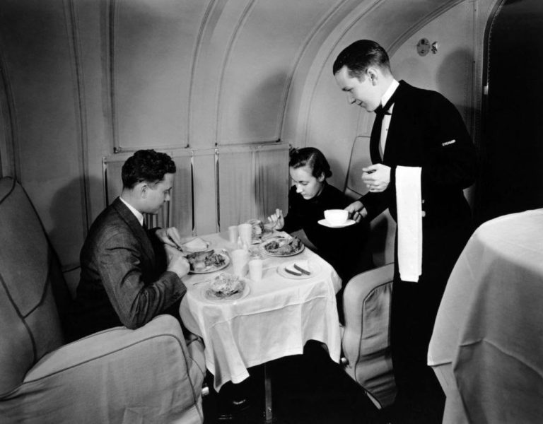 50 Amazing Photos from the Golden Age of Air Travel