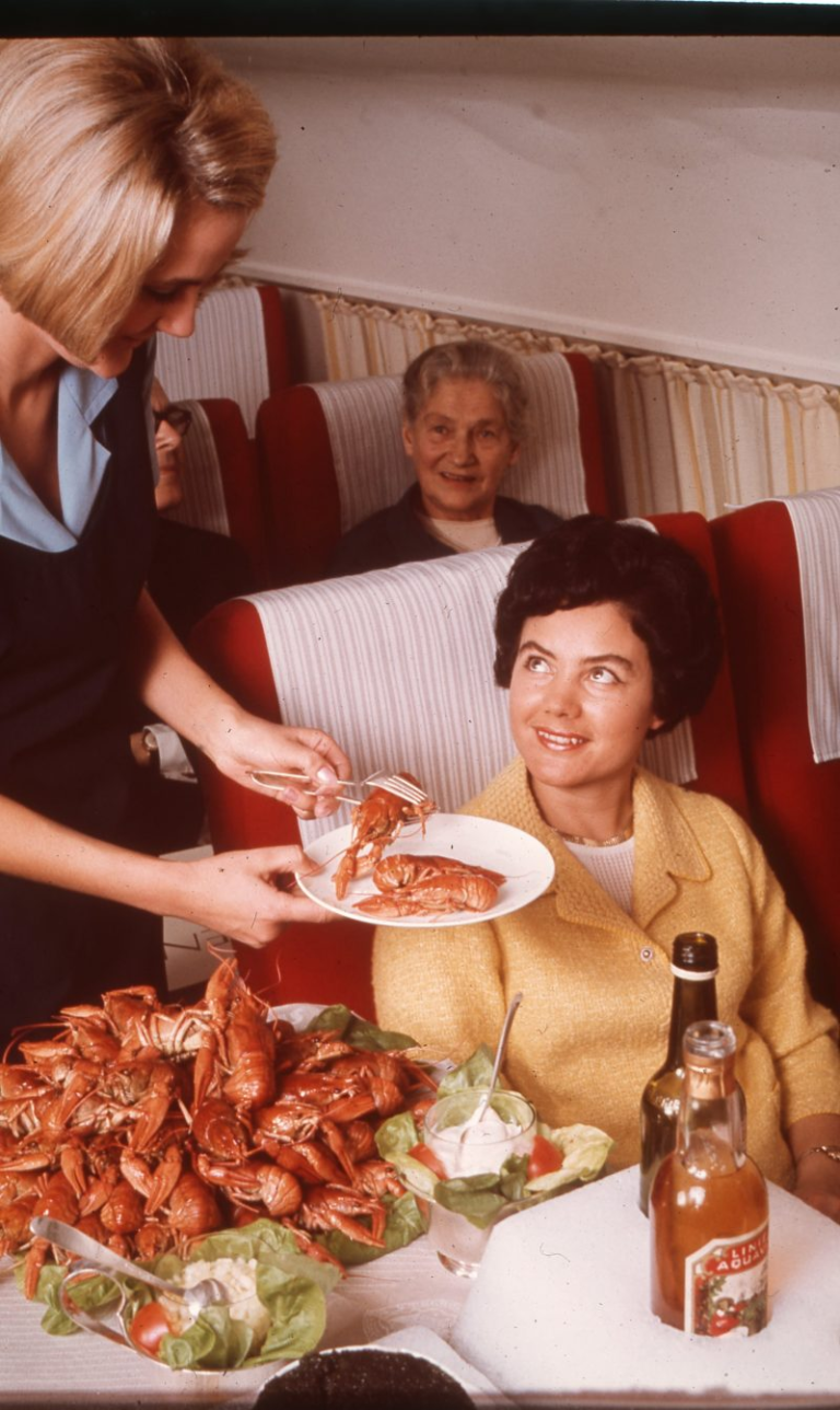 50 Amazing Photos from the Golden Age of Air Travel