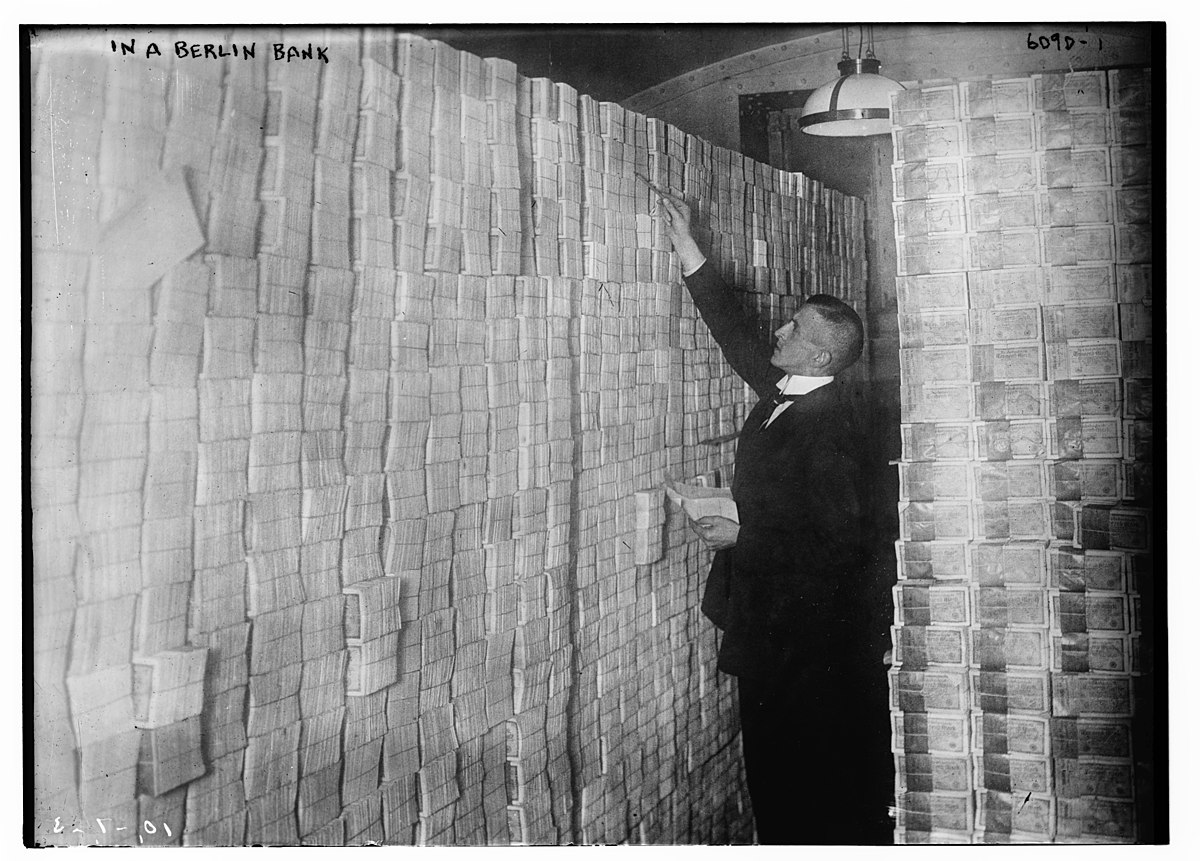 German Hyperinflation during the Weimar Republic in photos