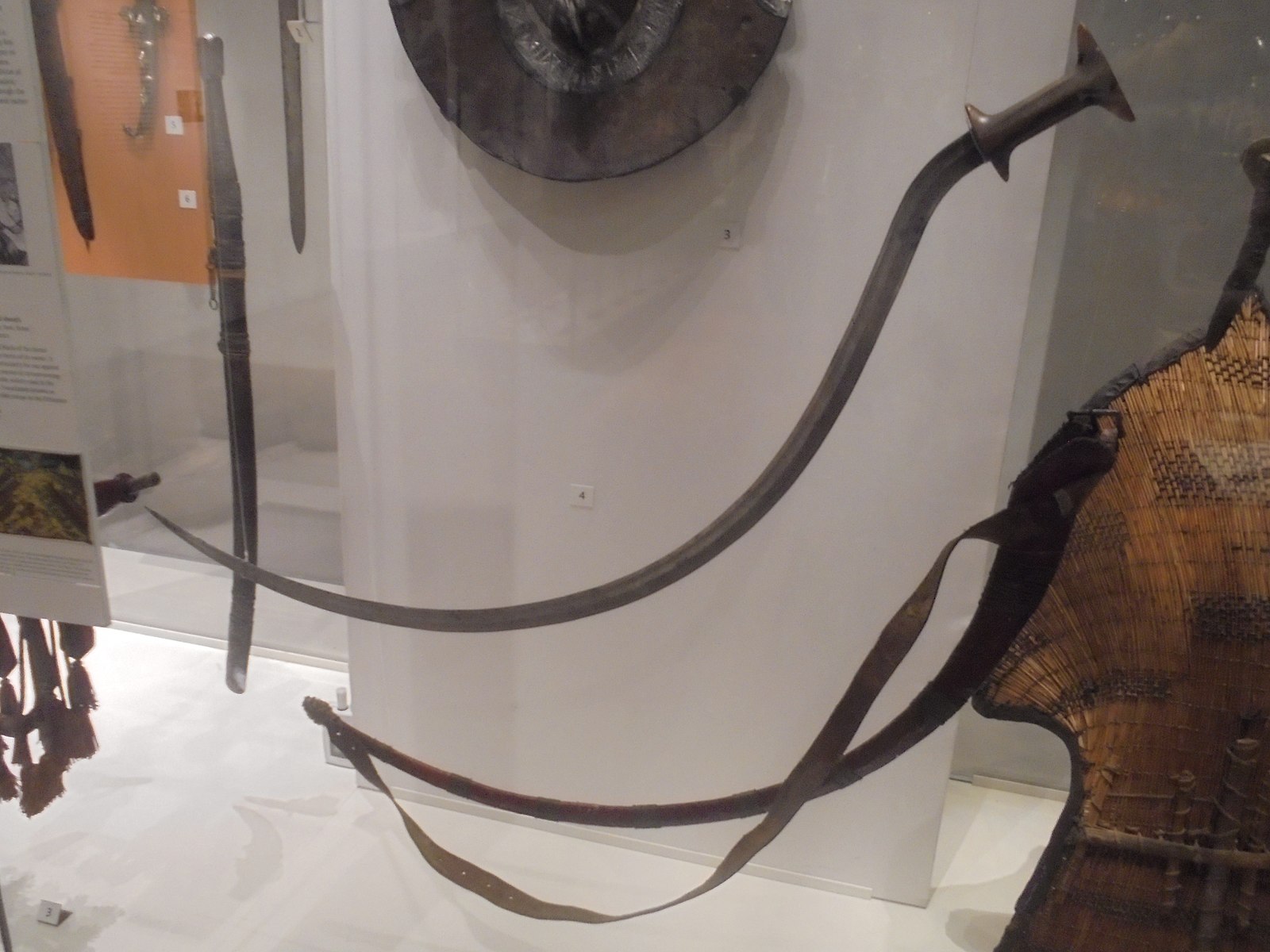 A Look at Ancient Weaponry: The Shotel Sword