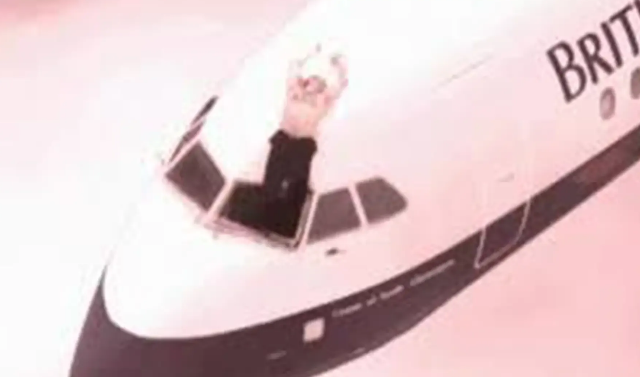 Tim Lancaster: Pilot Who Was Sucked Out of a Plane Window