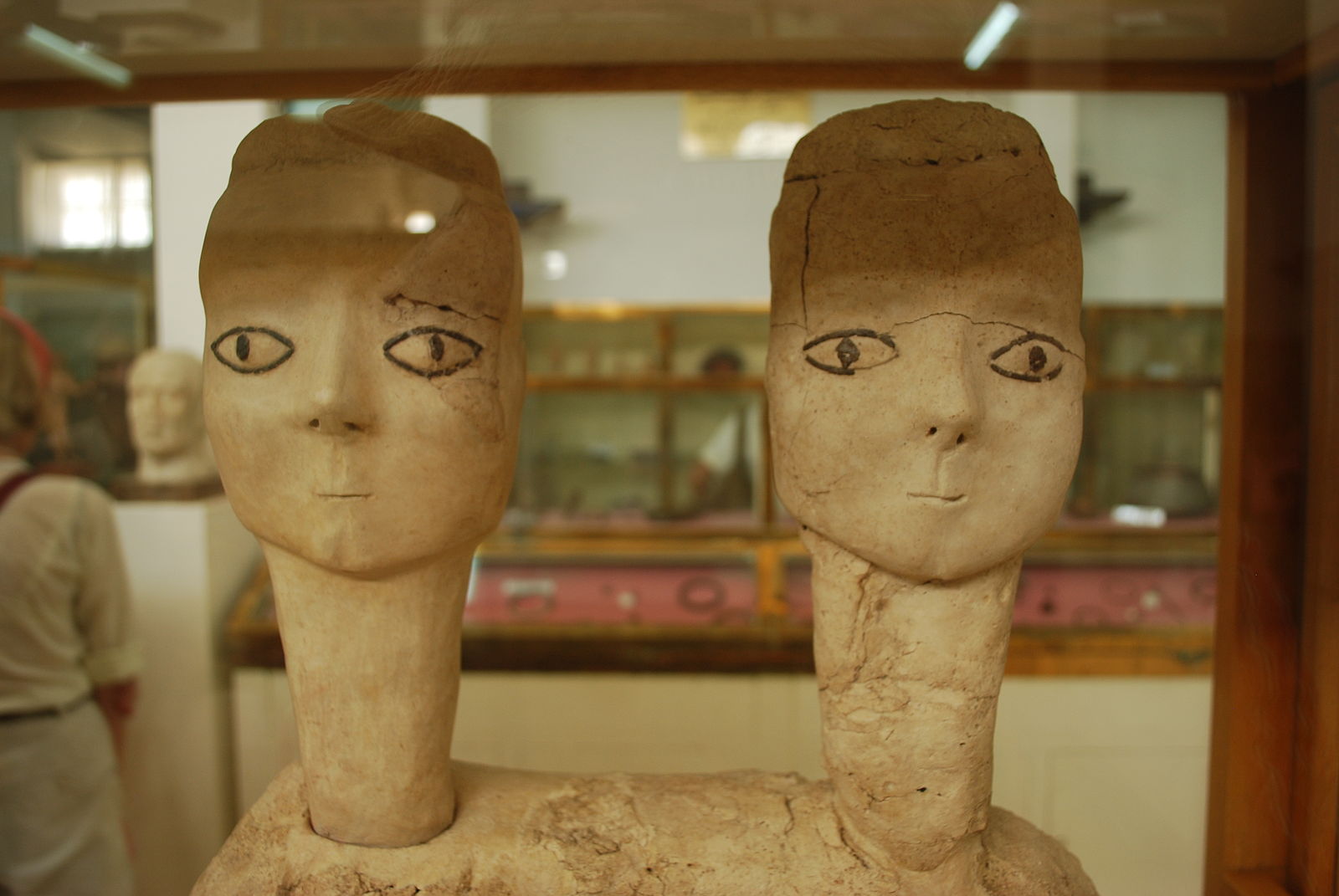 The Discovery of the Odd Statues of ‘Ain Ghazal