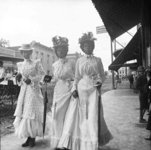 50 rare photos of daily life in the 19th century