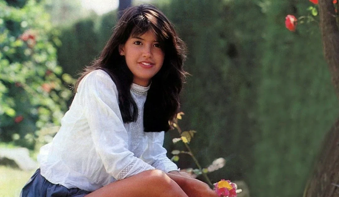Phoebe Cates: Stunning photos of the 1980s sensation