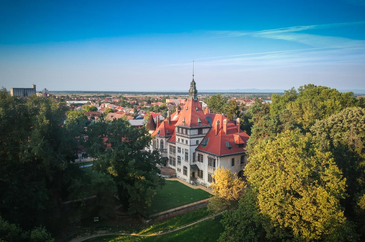 Photos of the Most Picturesque Castles in Europe