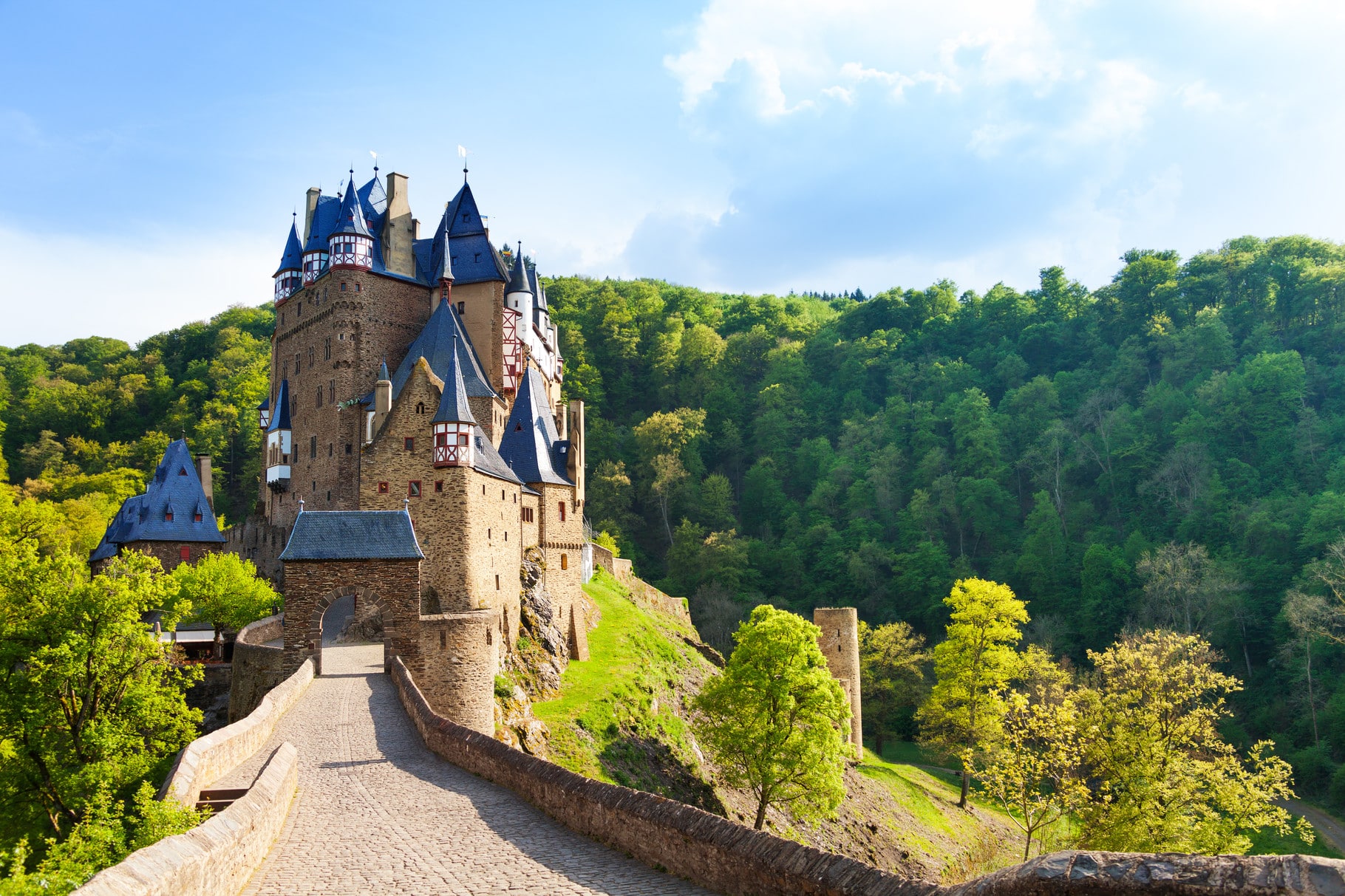 Photos of the Most Picturesque Castles in Europe
