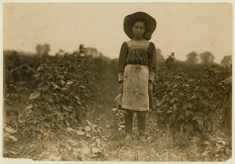 50 Haunting Photos of Child Labor in the Early 1900s