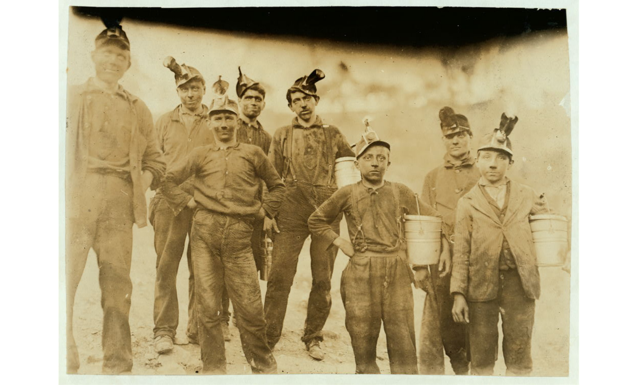 50 Haunting Photos of Child Labor in the Early 1900s