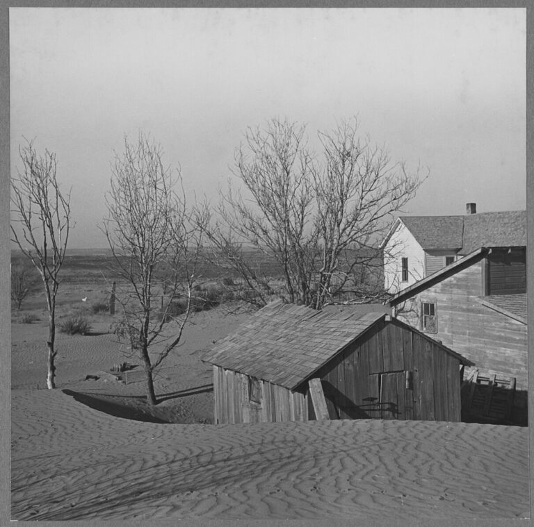 Haunting photos of the Dust Bowl Era of the 1930s
