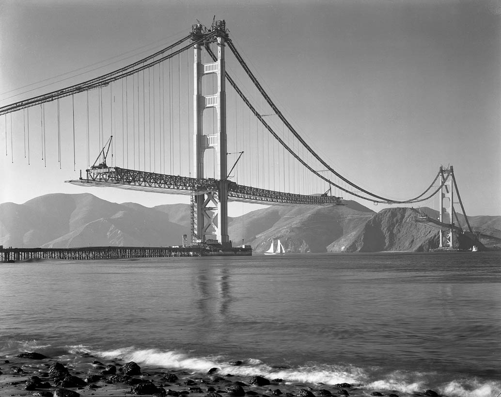 Photos of the Building of the Golden Gate Bridge