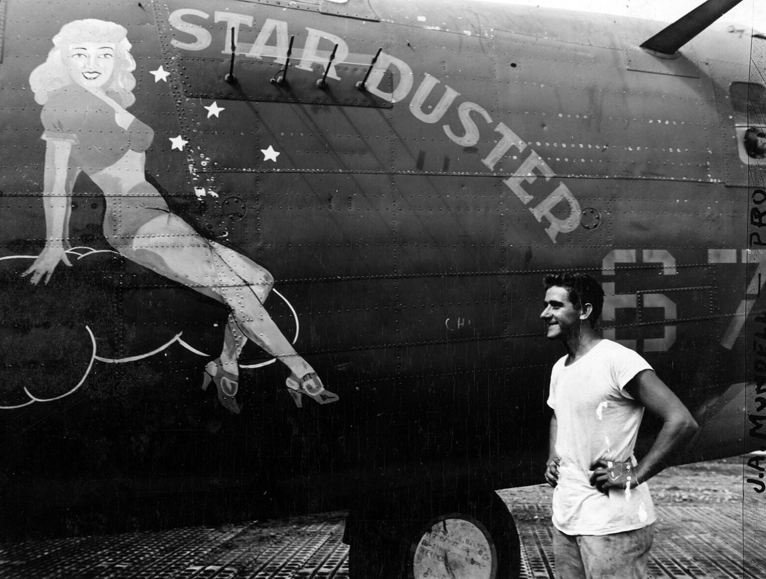 Photos of the Most Famous Pin-Up Models of All Time