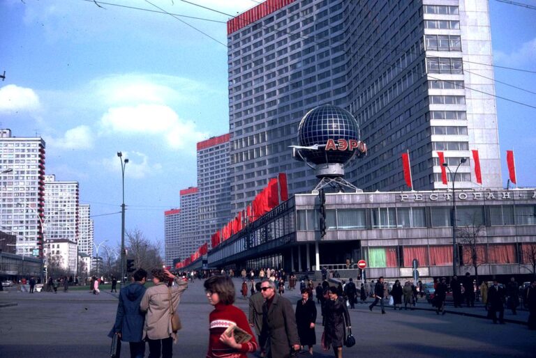 50 Photos of Everyday Life in the Soviet Union