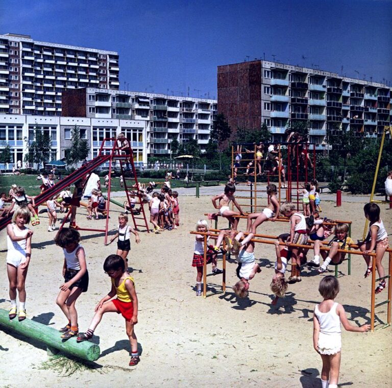 50 Photos of Everyday Life in the Soviet Union