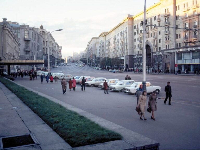 50 Photos of Everyday Life in the Soviet Union