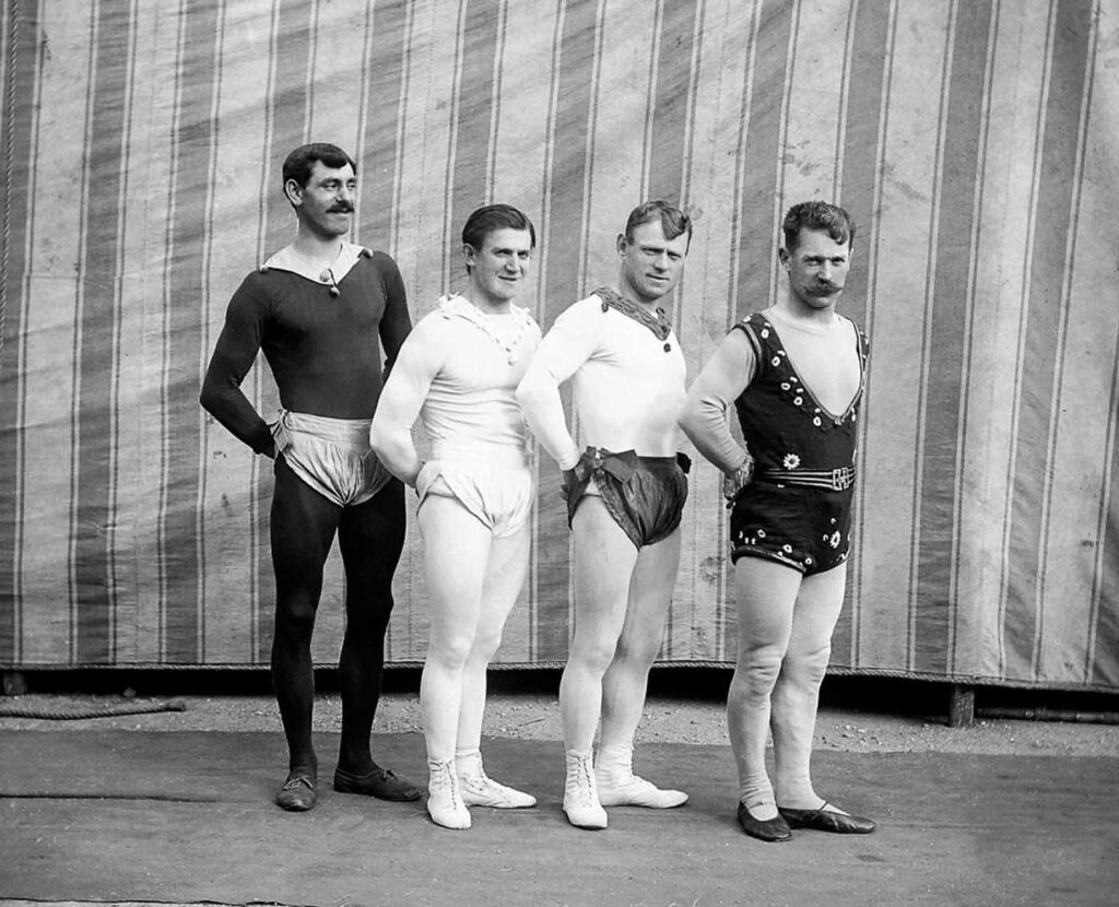 50 Unique Photographs of the Wild Days of the Circus