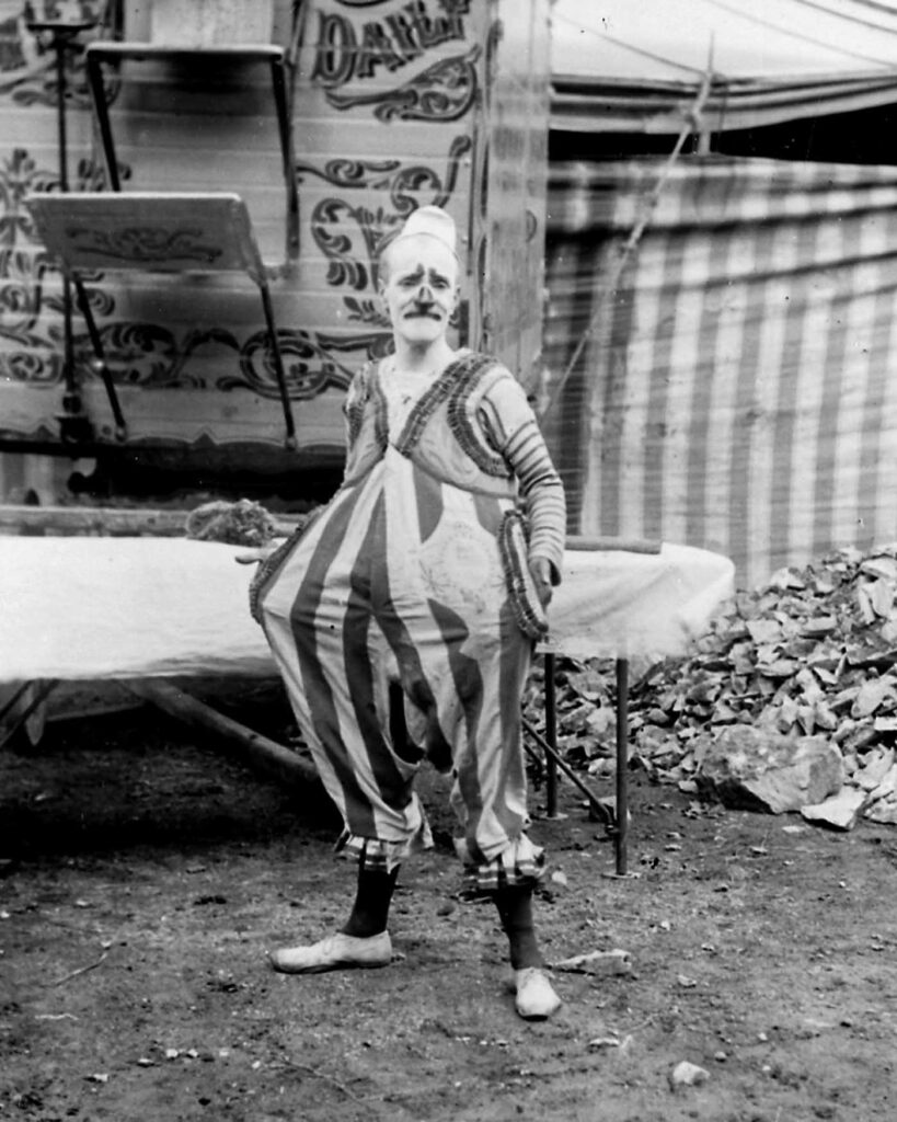 50 Unique Photographs of the Wild Days of the Circus